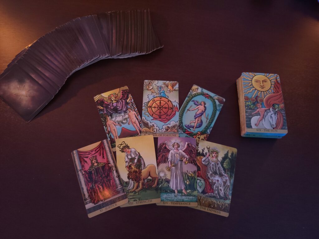 Tarot & Oracle Decks » Unknown Truth Tarot